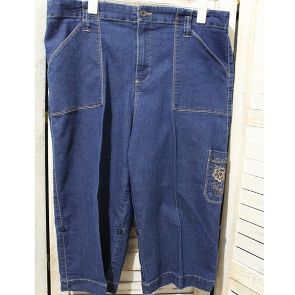 White Stag | Pants & Jumpsuits | White Stag Capri Jeans 77 | Poshmark